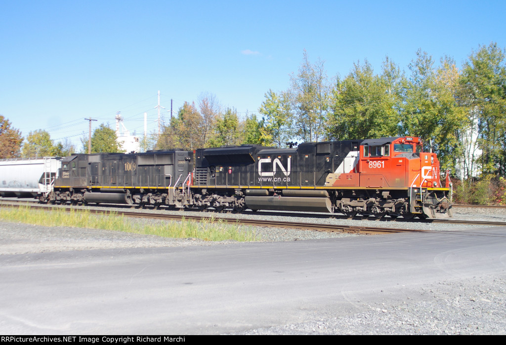 CN 8961